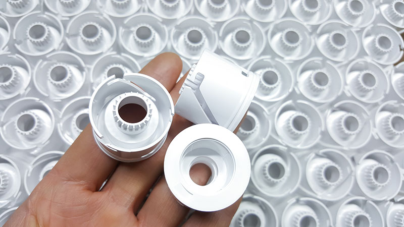 The Evolution of Precision: Smart Manufacturing Meets Injection Molding ...